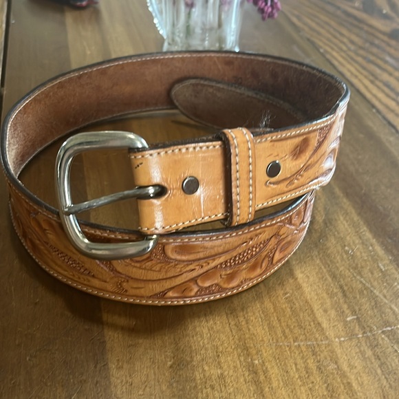 vintage tooled leather belt | Accessories | Vintage Brown Hand Tooled ...